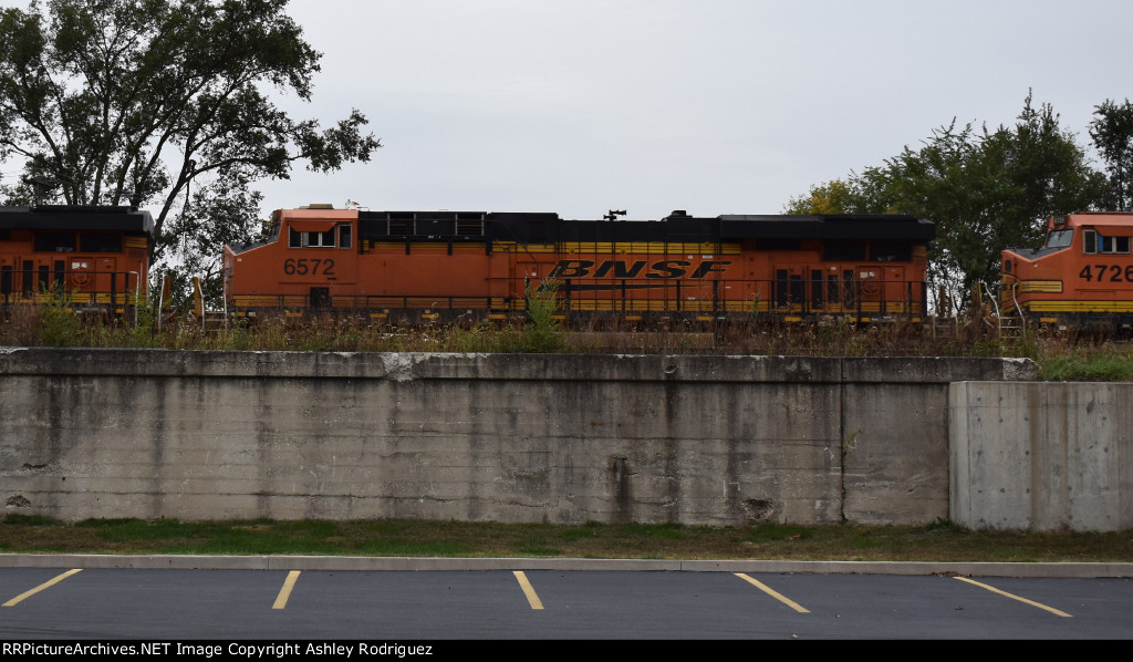 BNSF 6572